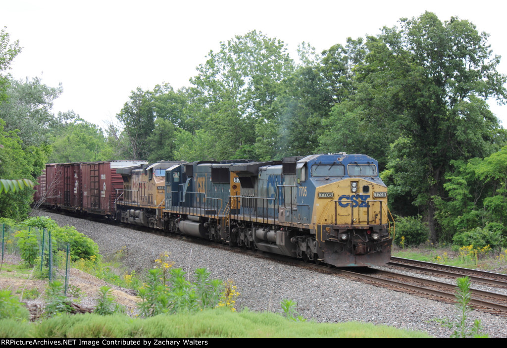 CSX 7705 8734 UP 6687